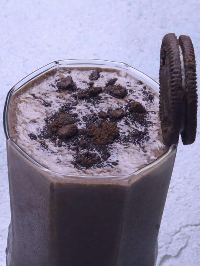 Oreo melted chocolate milkshake - Tasted Recipes